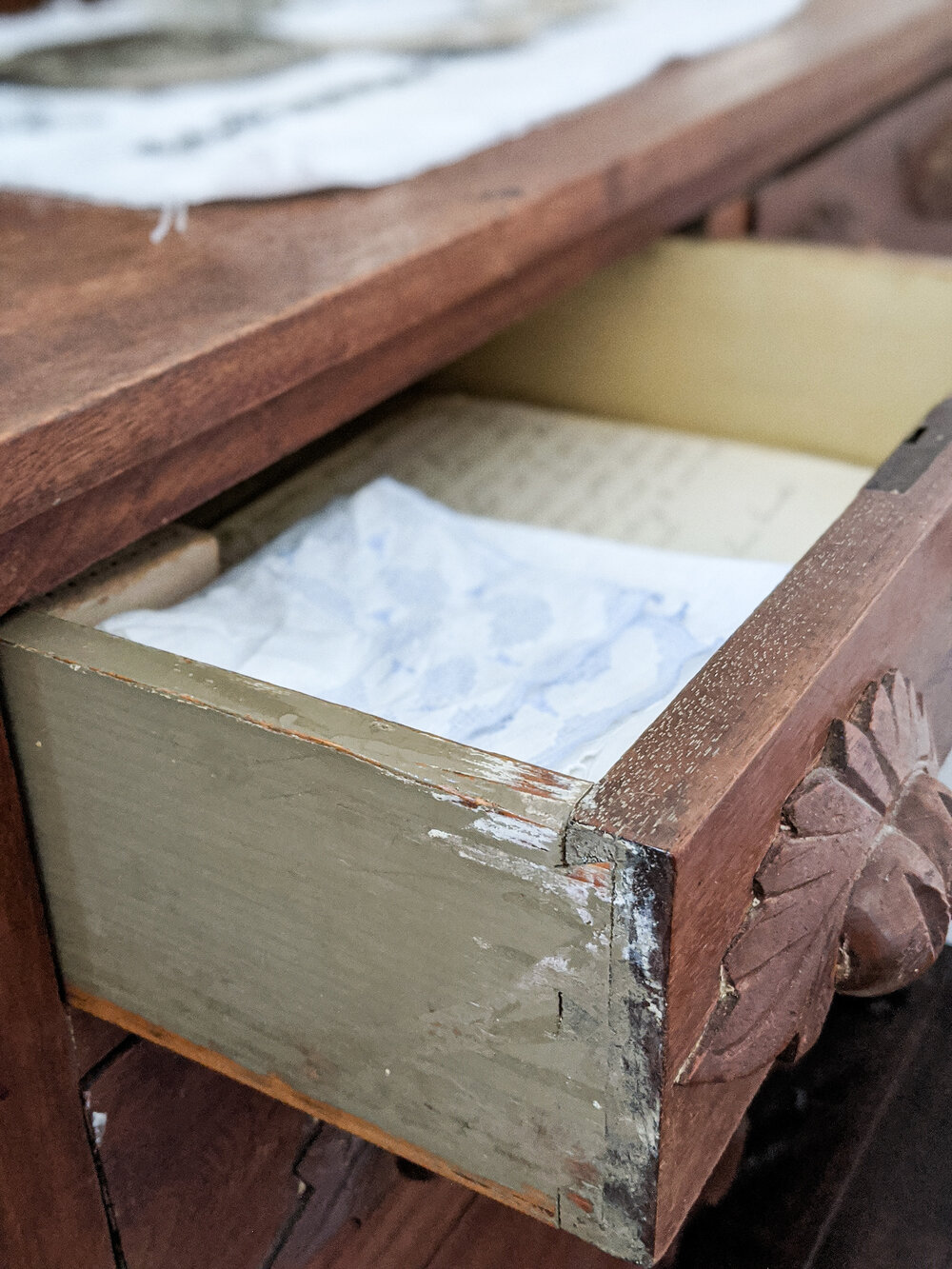 On the Joys of Loved Old Things: A Grandmillennial Confession - A Bee ...