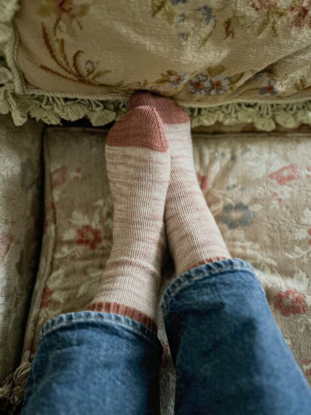 The Vanilla Sock: My Favorite Basic Knitting Project - A Bee In The Bonnet