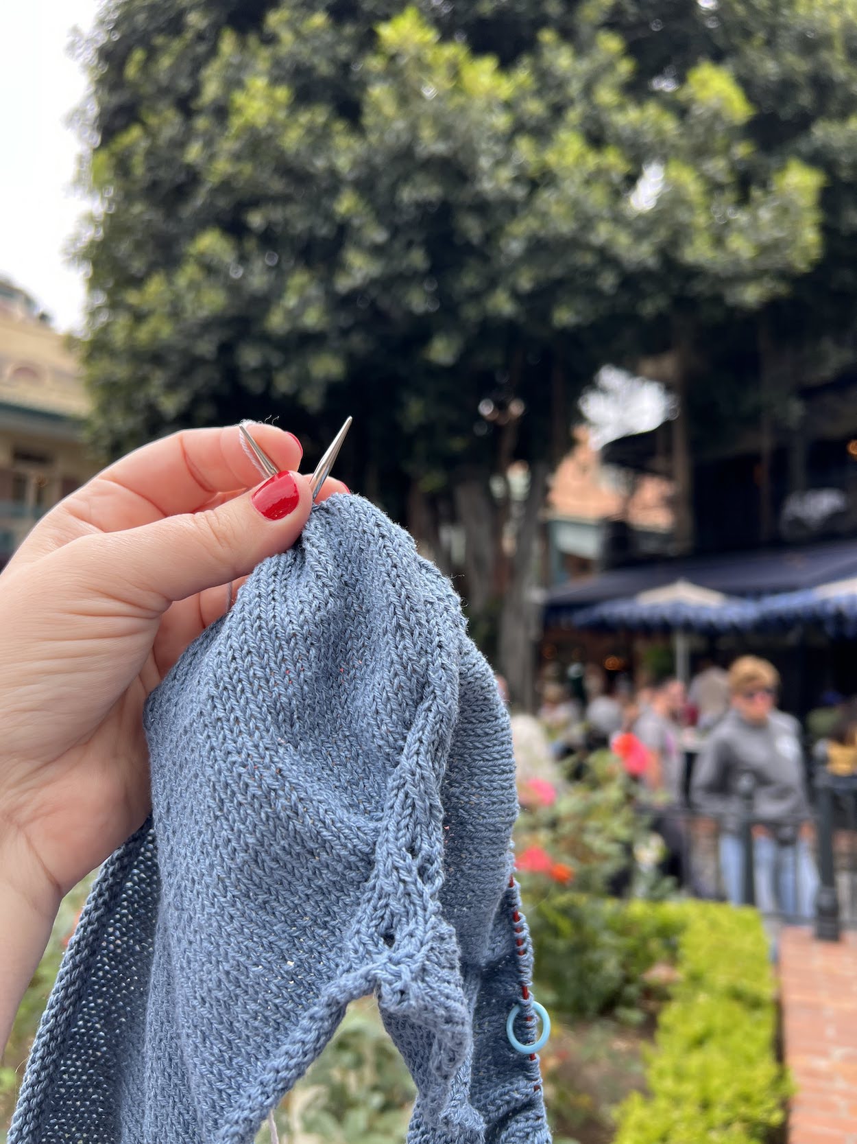 A Quick Guide to Knitting With Pure Silk Yarn - A Bee In The Bonnet