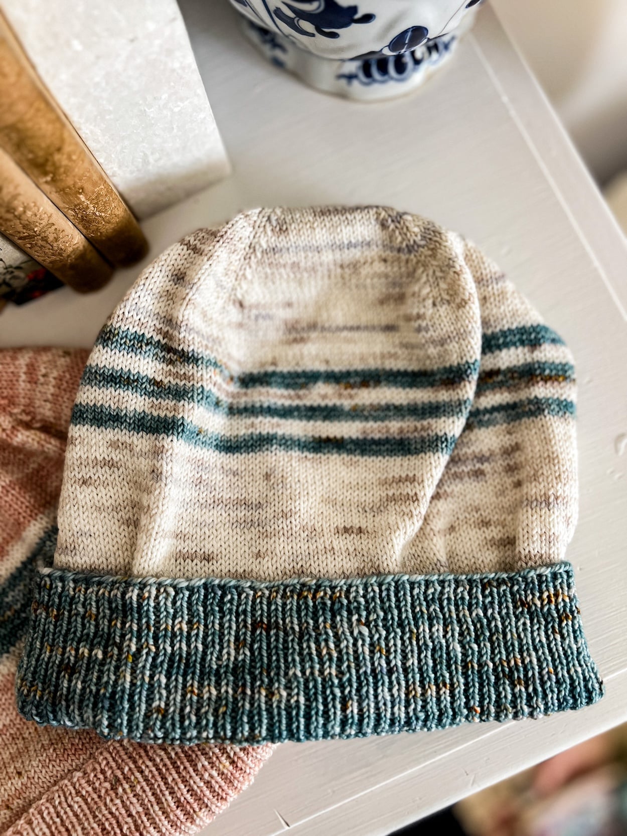 Free Knitting Pattern: Simple Stockinette Cap - A Bee In The Bonnet